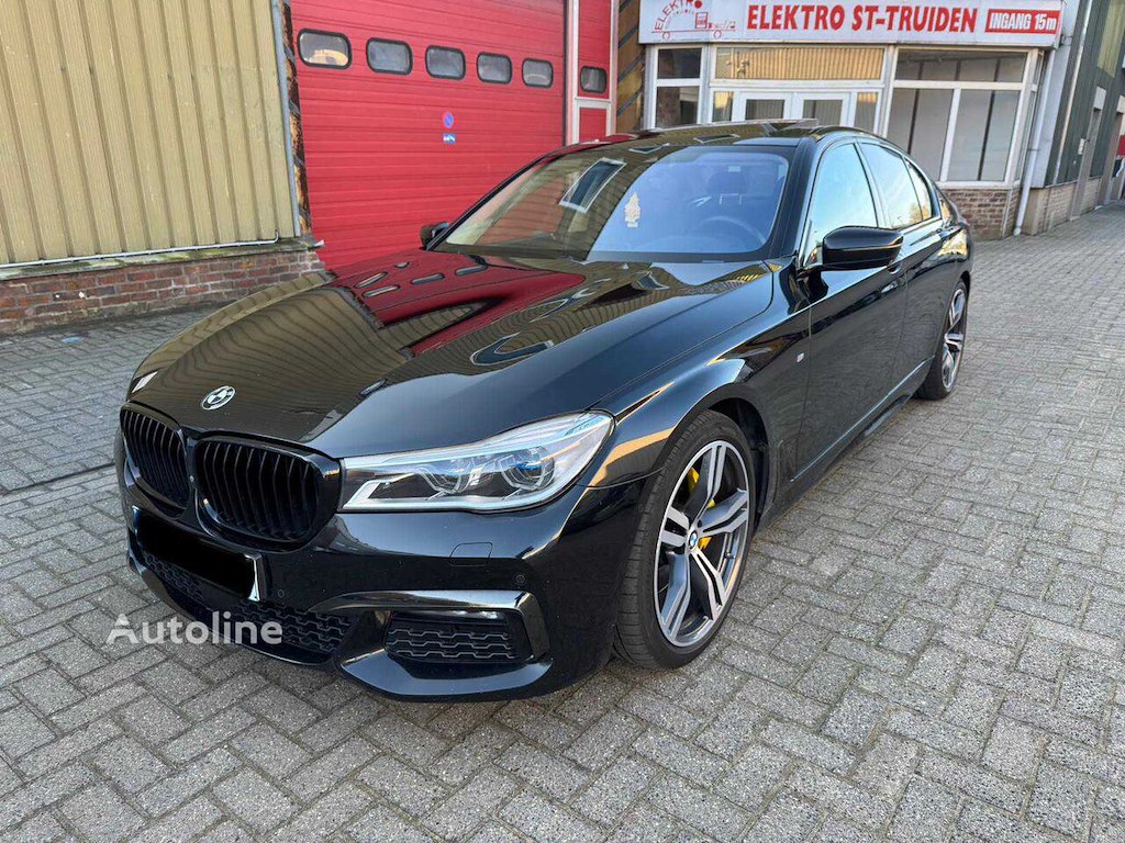 Prodaje se BMW 740 Diesel sedan na aukciji