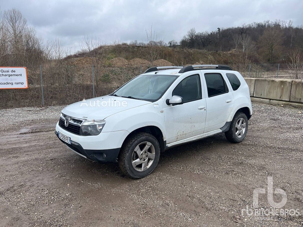 Prodaje se Renault DUSTER 4WD terenac na aukciji