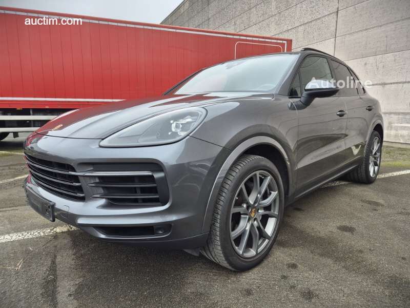 Prodaje se Porsche Cayenne S V6 terenac na aukciji