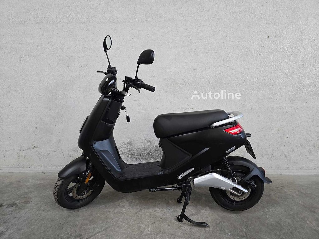 Prodaje se IVA Bromscooter skuter na aukciji