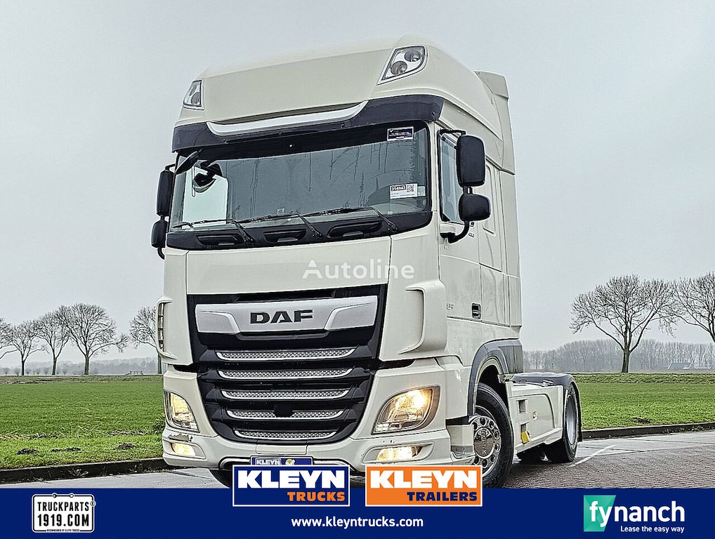 DAF XF 480 SUPERSPACECAB SKIRTS tegljač