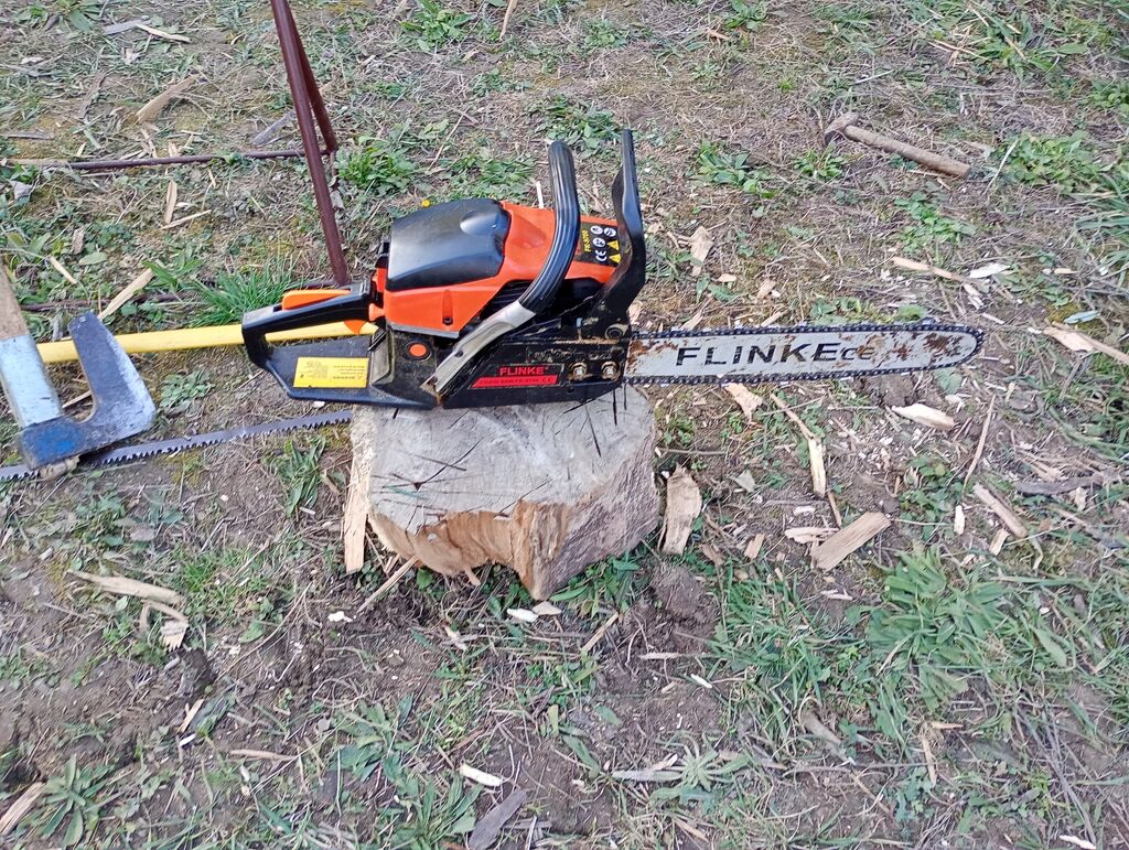 Ispravna radi kao sat odma upali iz cuga zamena za villager ili Stihl