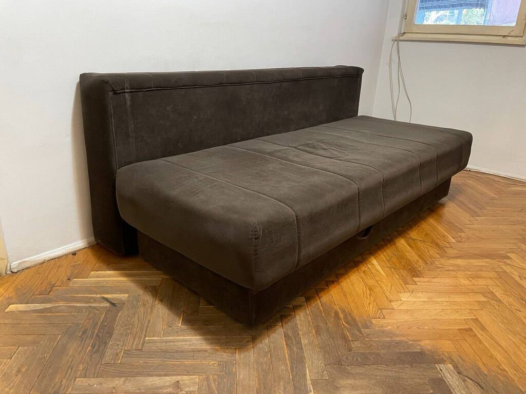 Krevet na rasklapanje 200 x 150 cm - kada se rasklopi mogu dve osobe