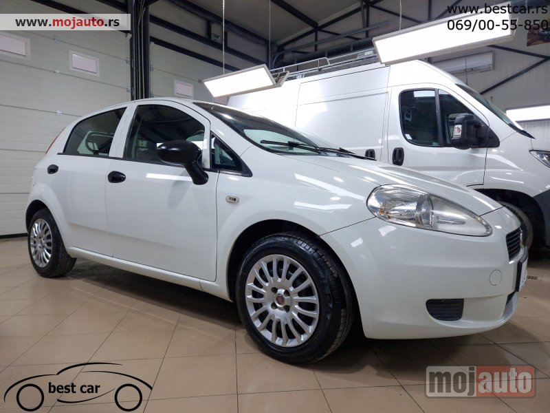 Fiat Grande Punto 4 Sedista N1