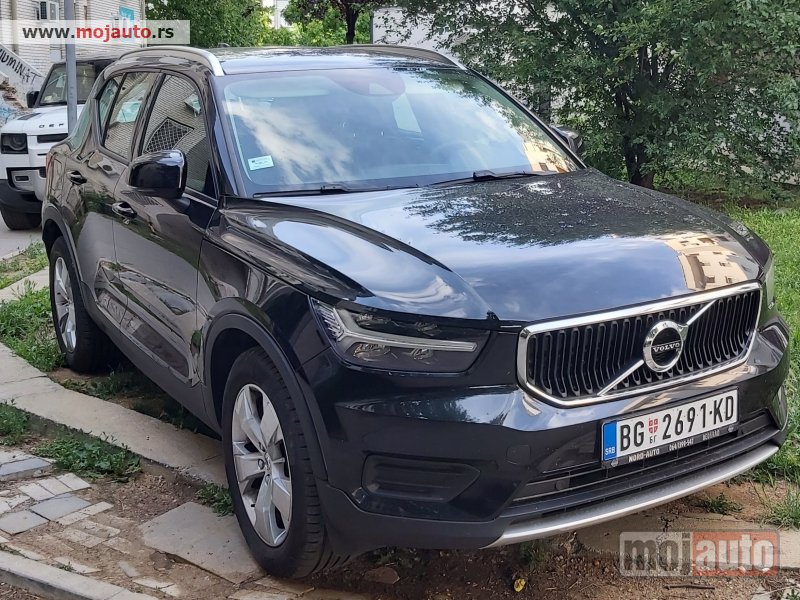 Volvo XC 40 BLACK D3 QUATTRO