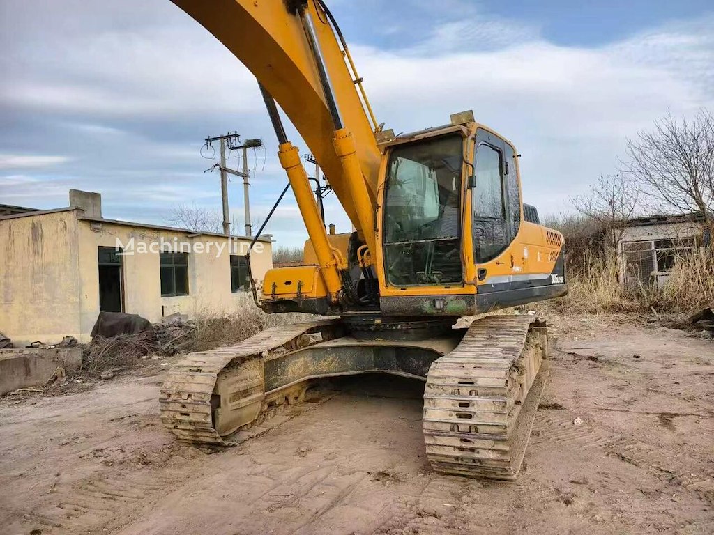 Hyundai R305 bager guseničar