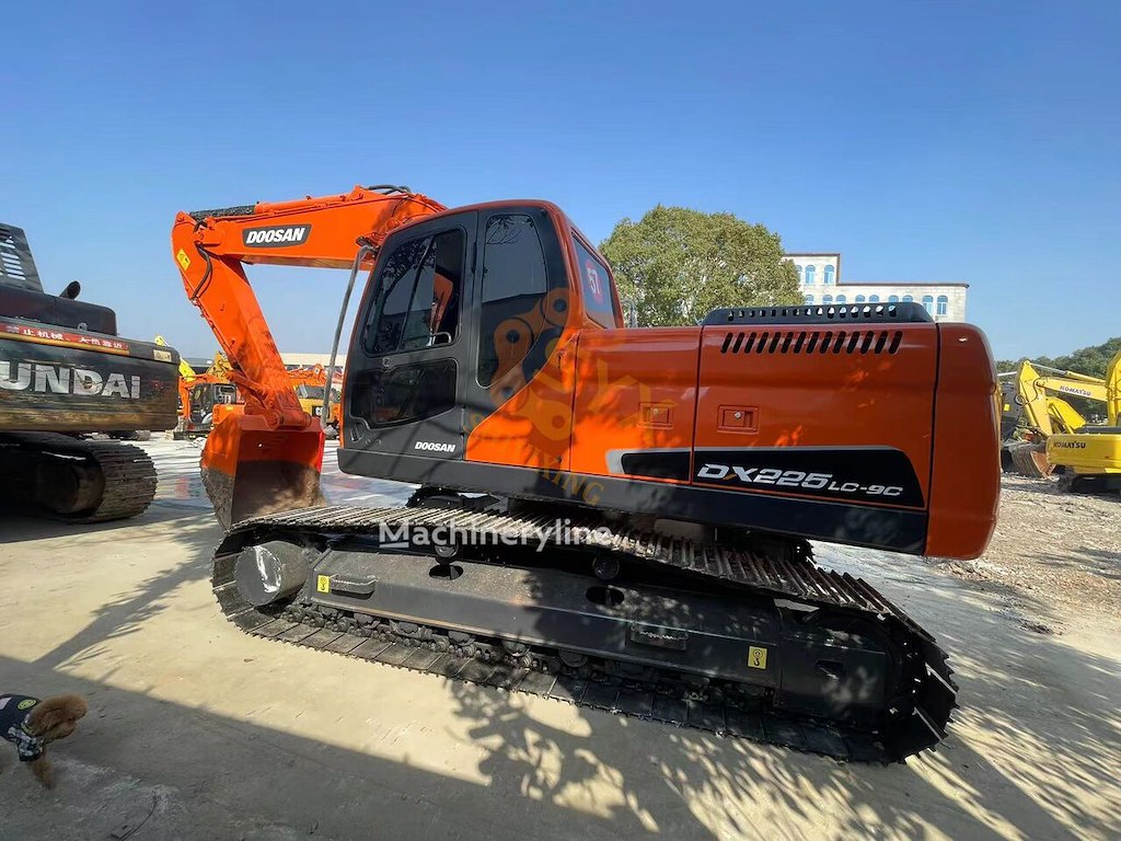 Doosan 1457 bager guseničar