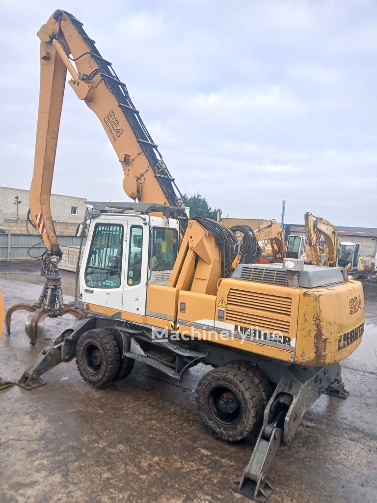 Liebherr A924 bager za pretovar