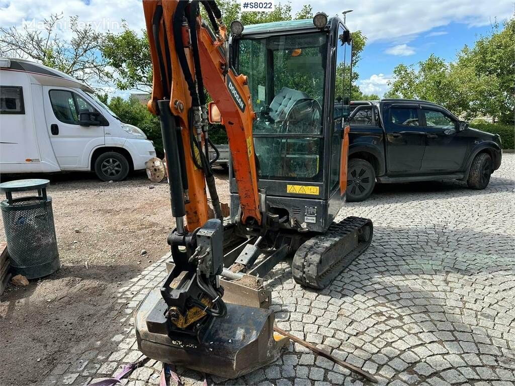 Doosan DX19 mini bager