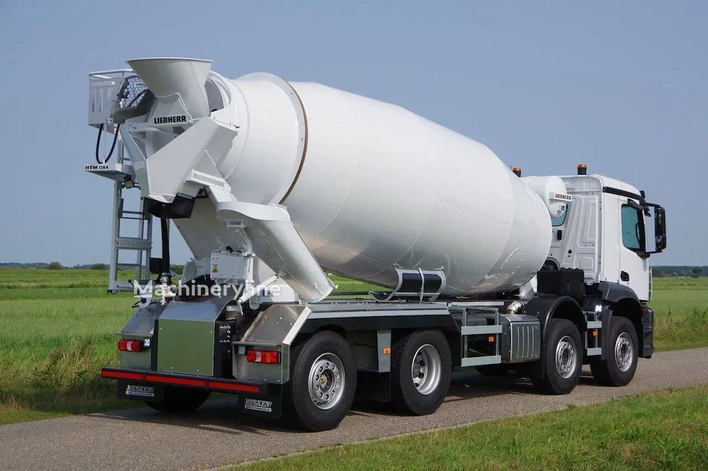 Novi Mercedes-Benz Arocs 41,5-tons 8x2 WSG Liebherr mixer 12m3 kamion s mešalicom za beton