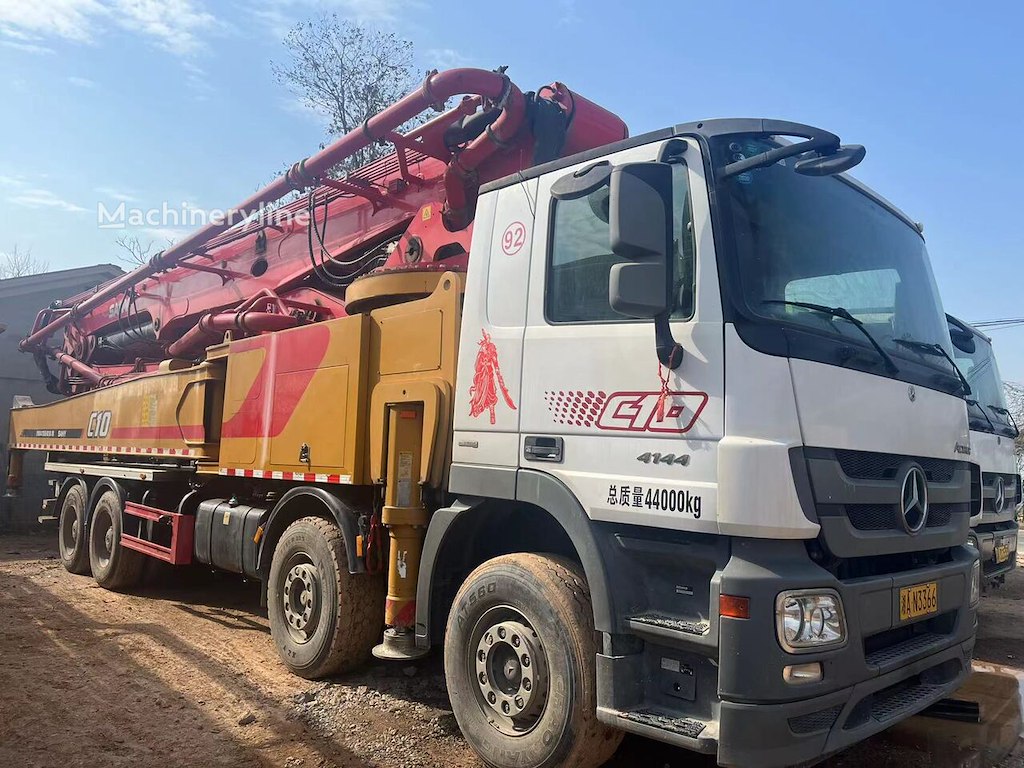 Sany 2019 used 62m na šasiji Mercedes-Benz Actros 4143 pumpa za beton