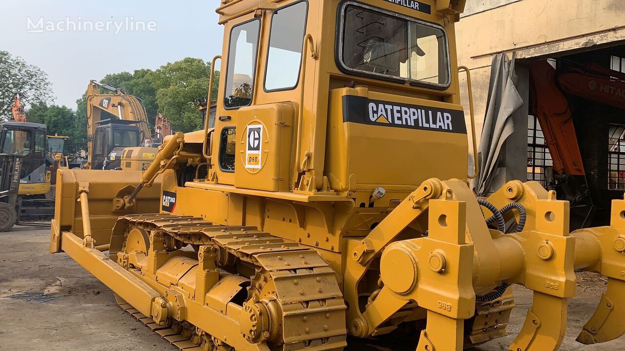 Caterpillar D6D buldožer