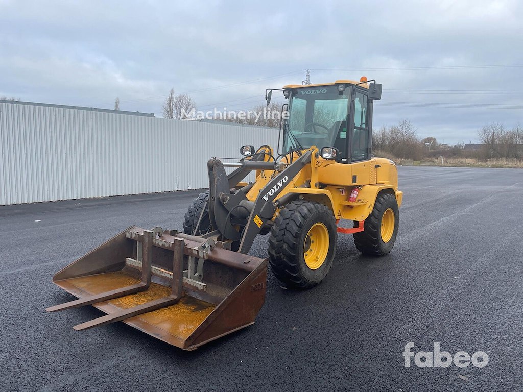 Prodaje se Volvo L30G prednji utovarivač na aukciji