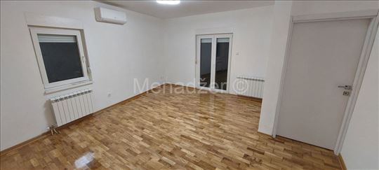 Rakovica (Beograd), stan, 2, 52m2