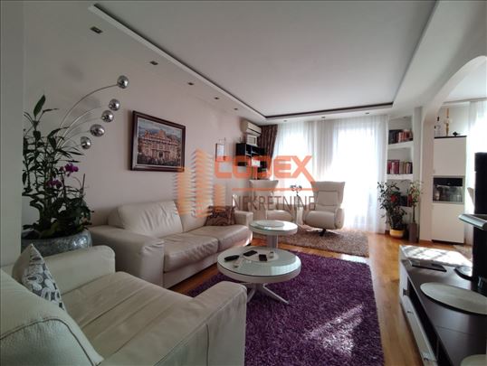 Lux stan u Belvilu, sa divnim pogledom, 95m2, 3.5