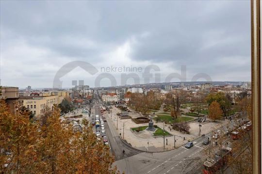 Vuk 91m2 panoramski pogled 2.5 perfektan parking I