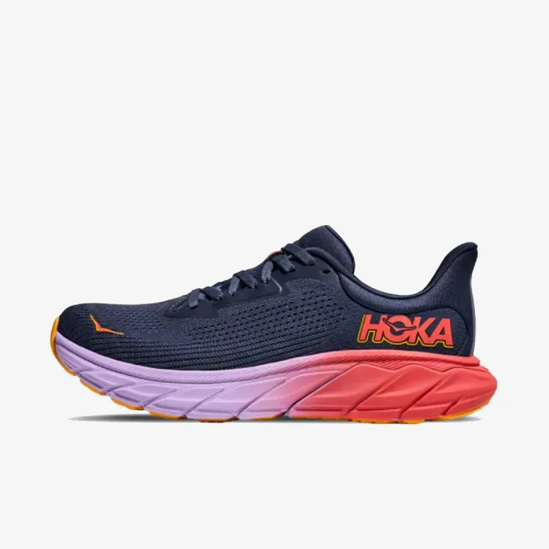Hoka Arahi 7
