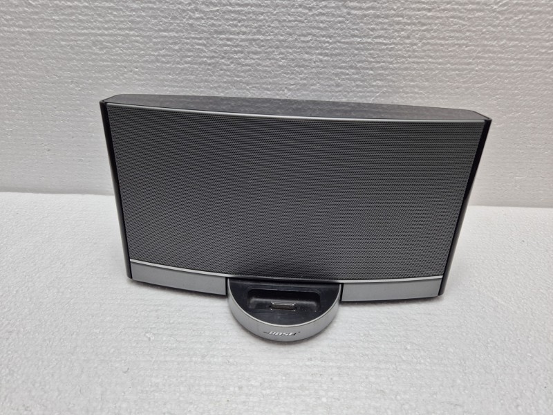 Bose SoundDock Zvucnik