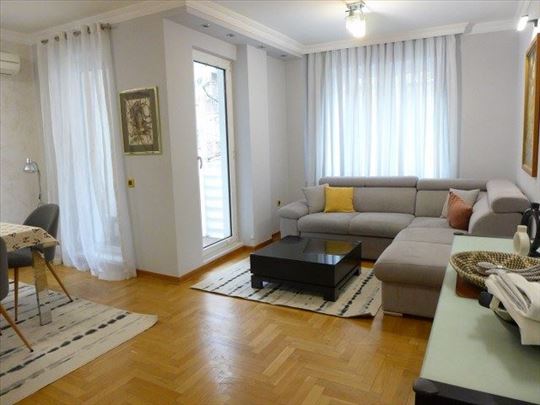 Kalemegdan, 80m2, trosoban, namešten, pet friendly