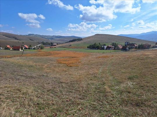 Placevi na prodaju- Gajevi