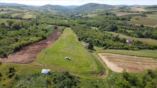 Banoštor 10.000m2 poljoprivredno zemljište hitno