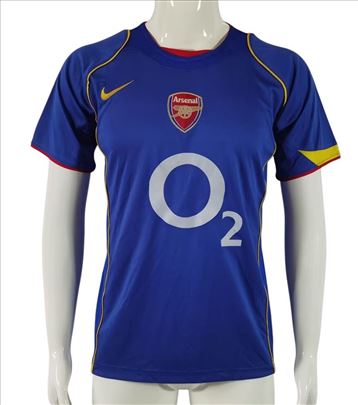 Arsenal 2004/2005 gostujući dres