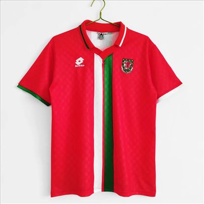 Vels (Wales) 1996/1998 domaći dres