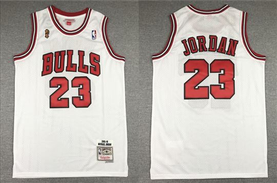 Michael Jordan - Chicago Bulls NBA dres 22