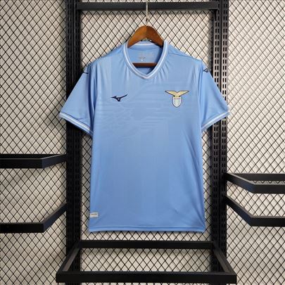 Lazio 2023/2024 domaći dres