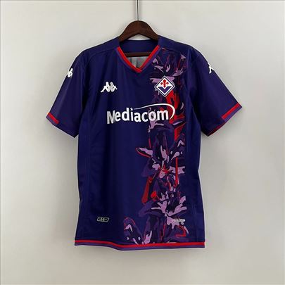 Fiorentina 2023/2024 gostujući dres treći