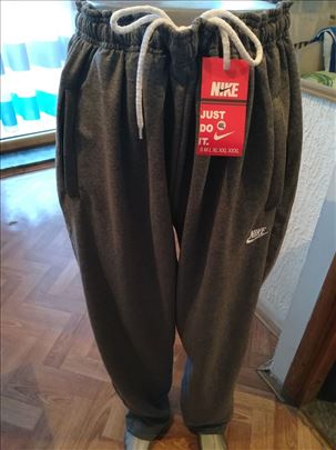 Nova muška trenerka donji deo Nike 4xl siva velika