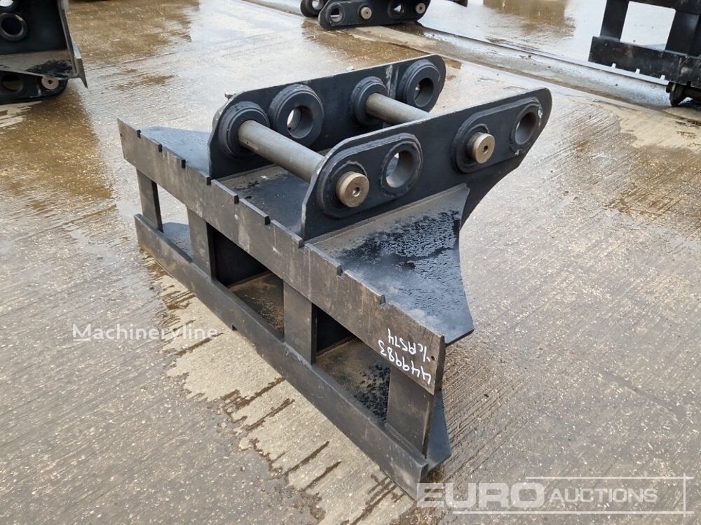 Prodaje se Fork Carriage 65/80mm Pin to suit 13/20 Ton Excavator kašiku za prednje utovarivač na aukciji