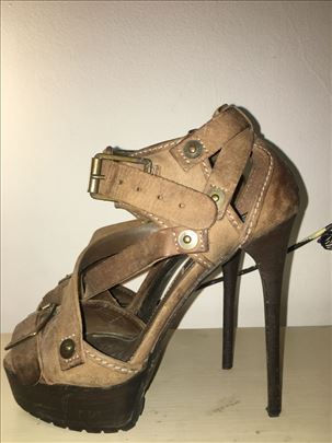 Burberry kožne sandale - One of a kind!!!