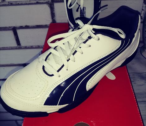 Nove Puma patike, broj 39