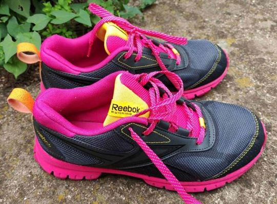 Reebok patike br.36