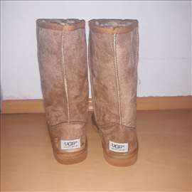 Nove ugg čizme br. 36