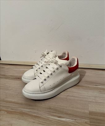 Alexander Mcqueen
