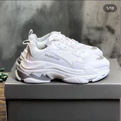 Balenciaga triple s. Track