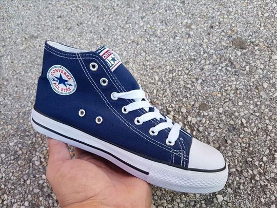 Duboke converse starke patike