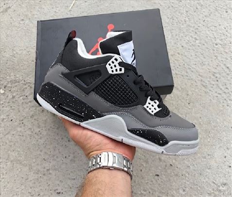 Nike air Jordan 4