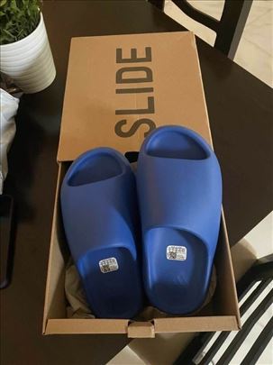 Yeezy Slides