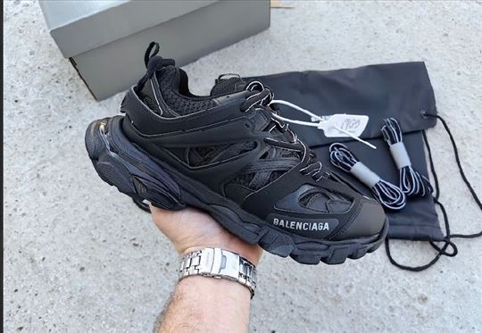 Balenciaga track