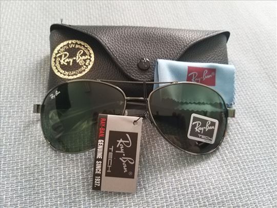 Ray Ban suza crn ram i zeleno staklo Model 6517