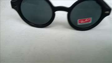 Ray Ban naočare za sunce, oštećen površinski sloj