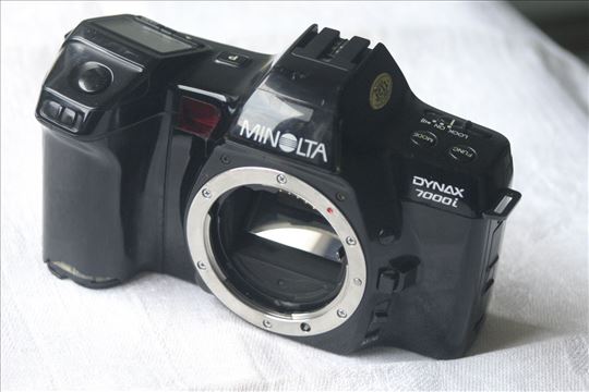 MINOLTA Dynax 7000i