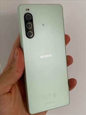 Sony Xperia 10 V 6/128 - odličan