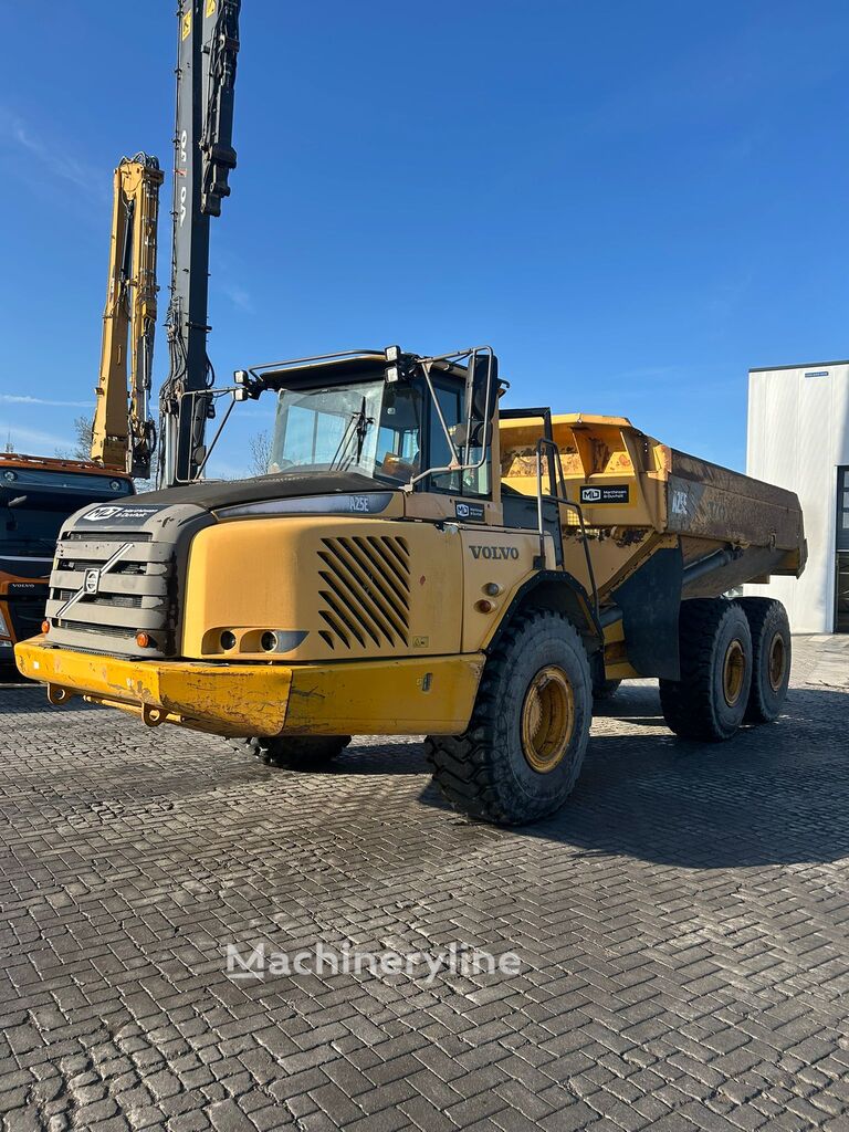 Volvo A25E zglobni damper