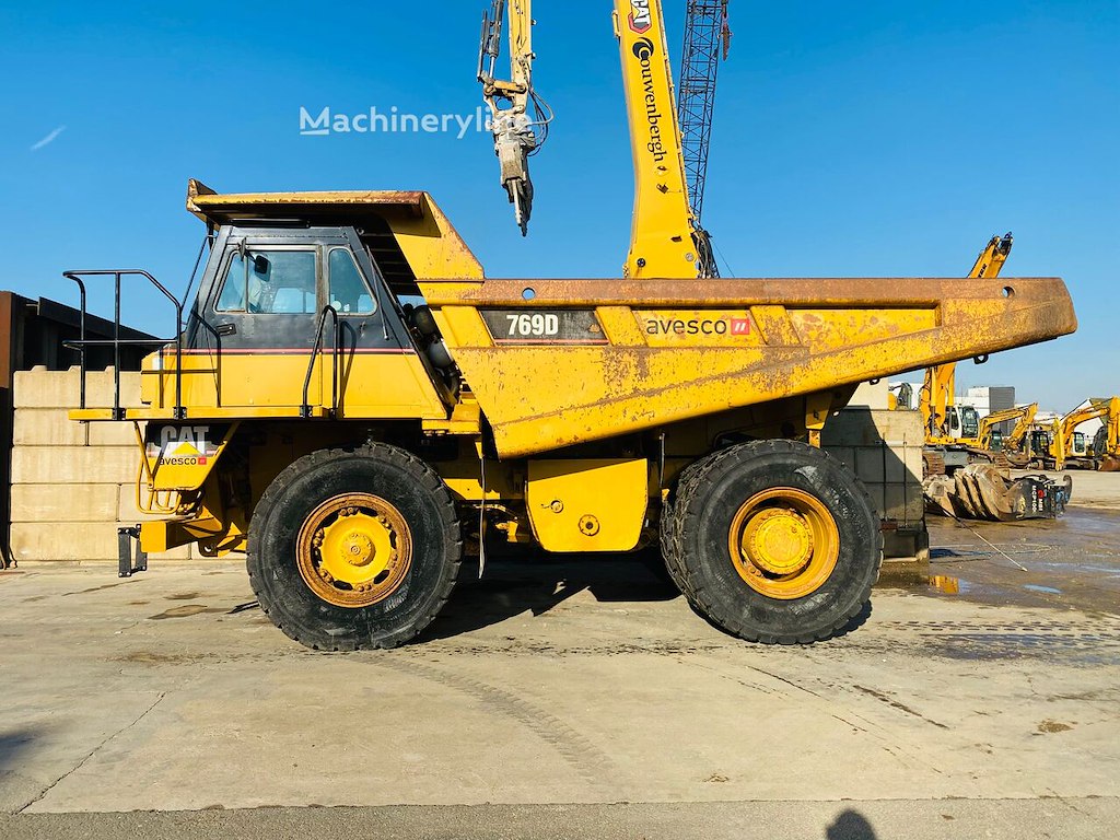 Caterpillar 769D zglobni damper