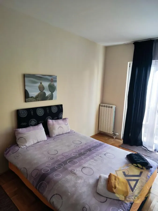 Izdavanje, dvosoban stan, 70m2, Đeram Pijaca, Beograd