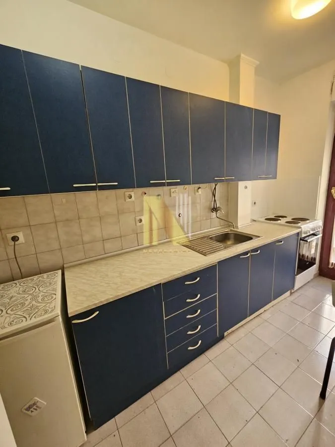 Izdavanje, dvosoban stan, 46m2, Bulevar Oslobodjenja, Novi Sad, Novi Sad